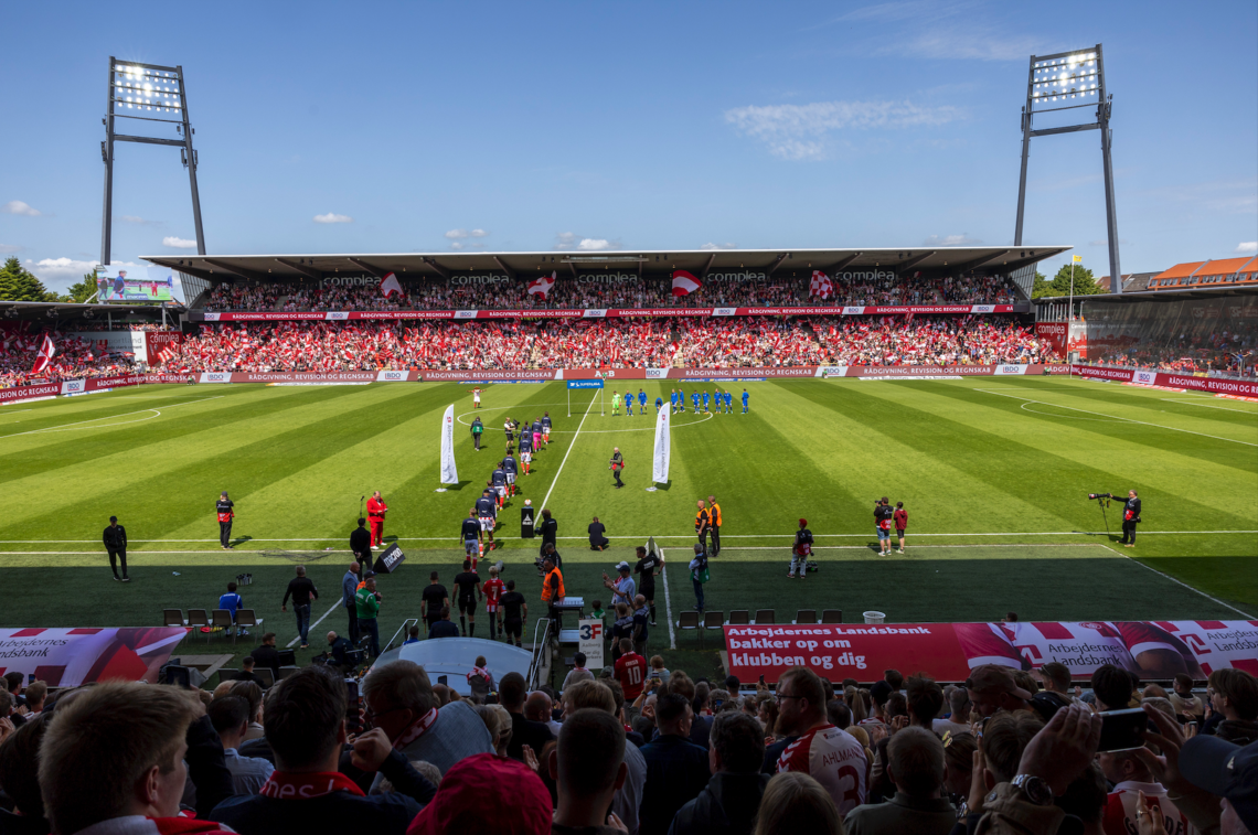 AaB og Aalborg Portland forlænger stadionaftale til 2026 - Aalborg Portland